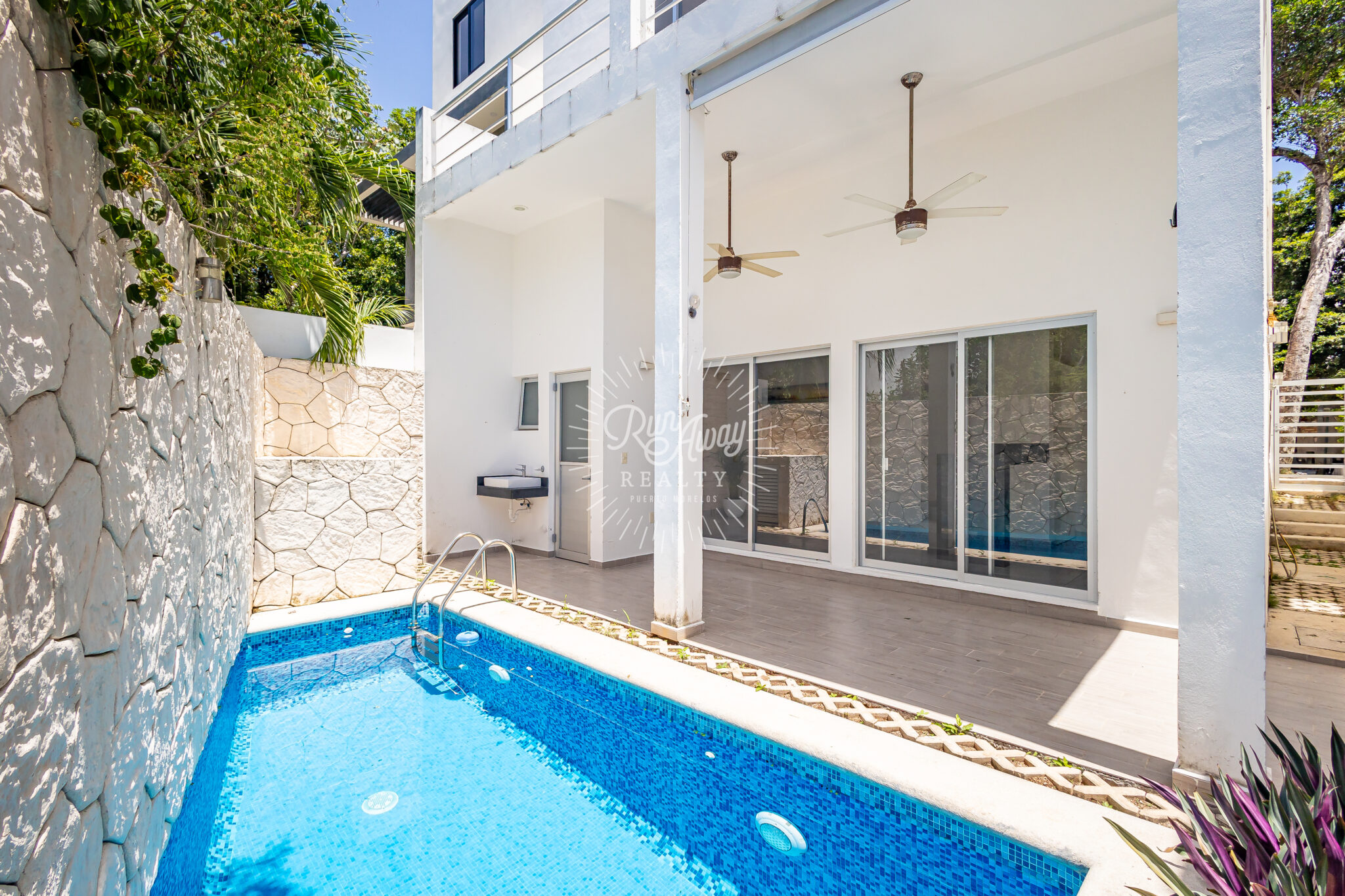 Home Search - Run Away Realty - Puerto Morelos Homes